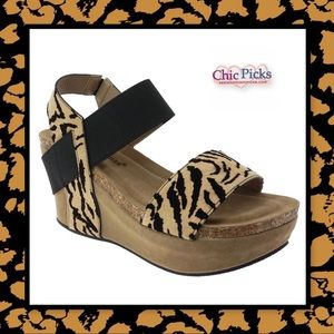 Pierre Dumas | Shoes | Catch A Tiger By The Toe Platform Wedge Sandals ...